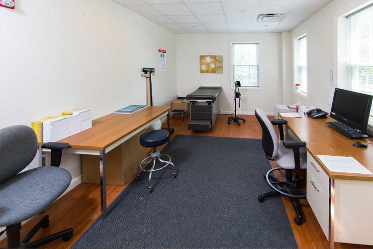 AdCare Rhode Island: Drug & Alcohol Rehab Centers in North Kingstown, RI